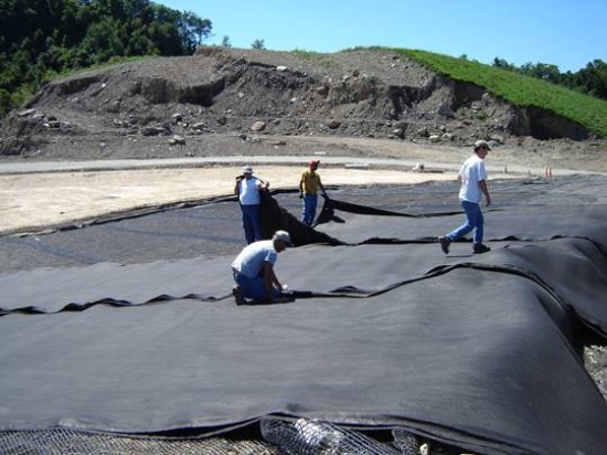 UNITIS | Mirafi 140NC Filter Fabric - 12.5' x 360' (4500 sf)